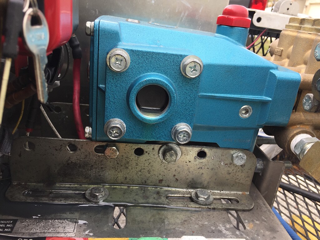 Pump Sight Glass Problem - Machine Repairs - Pressure Washing Resource
