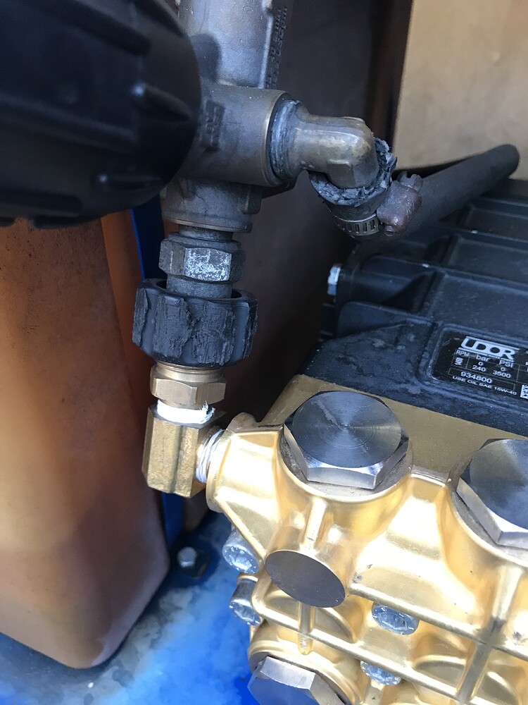 Unloader Block - Machine Repairs - Pressure Washing Resource