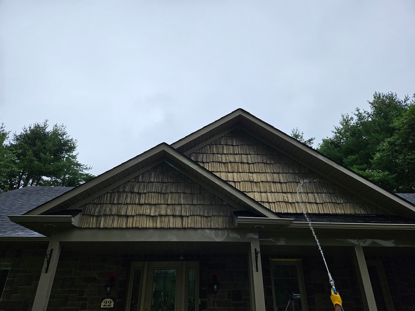 "Cedar shingle" Vinyl siding - Pressure Washing Resource