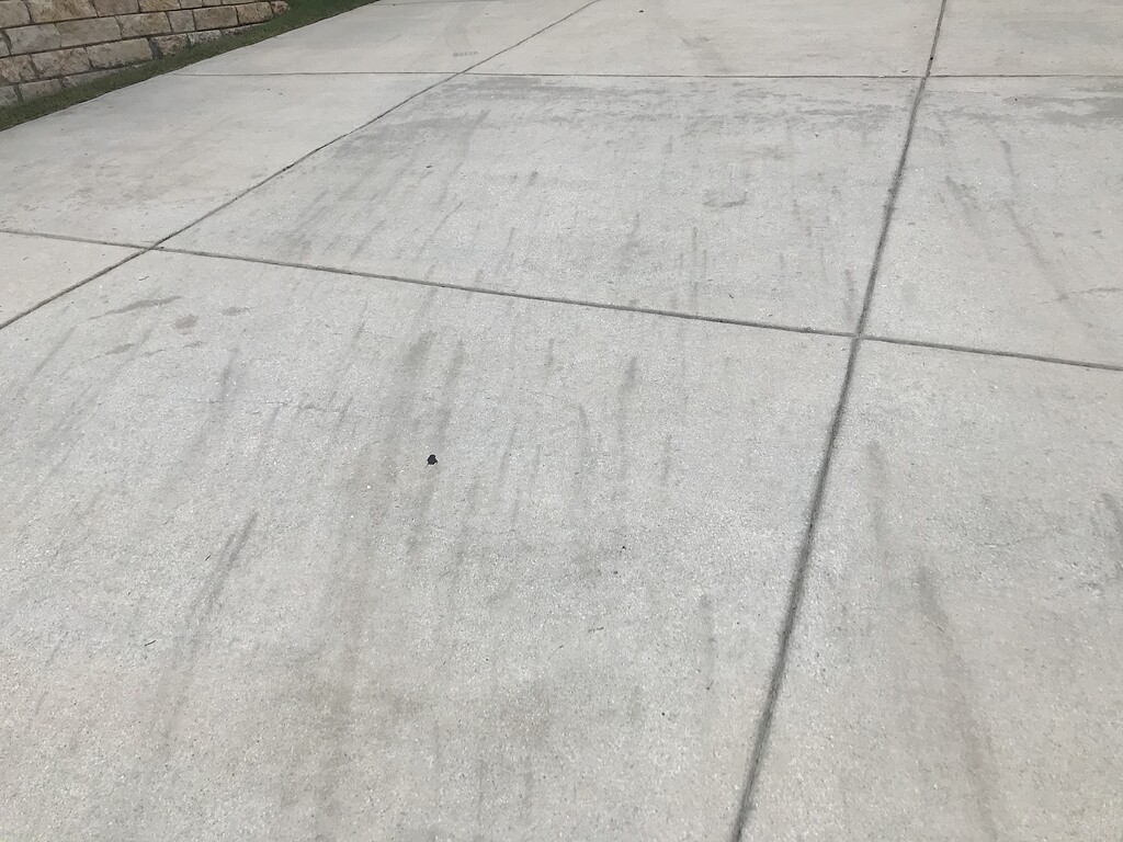 Driveway Streaks - Flat Work - Pressure Washing Resource