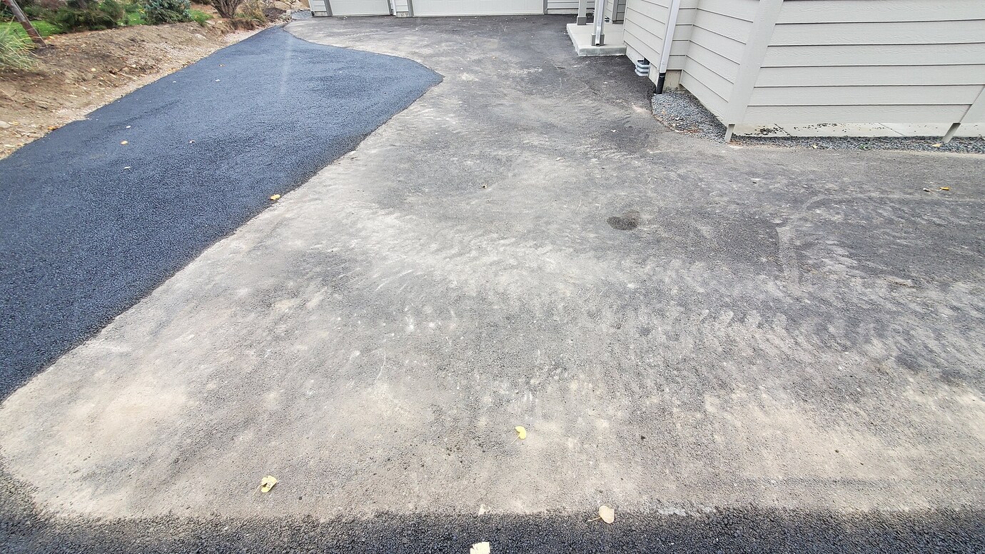 Tire Marks on Asphalt - Stains/Surfaces - Pressure Washing Resource