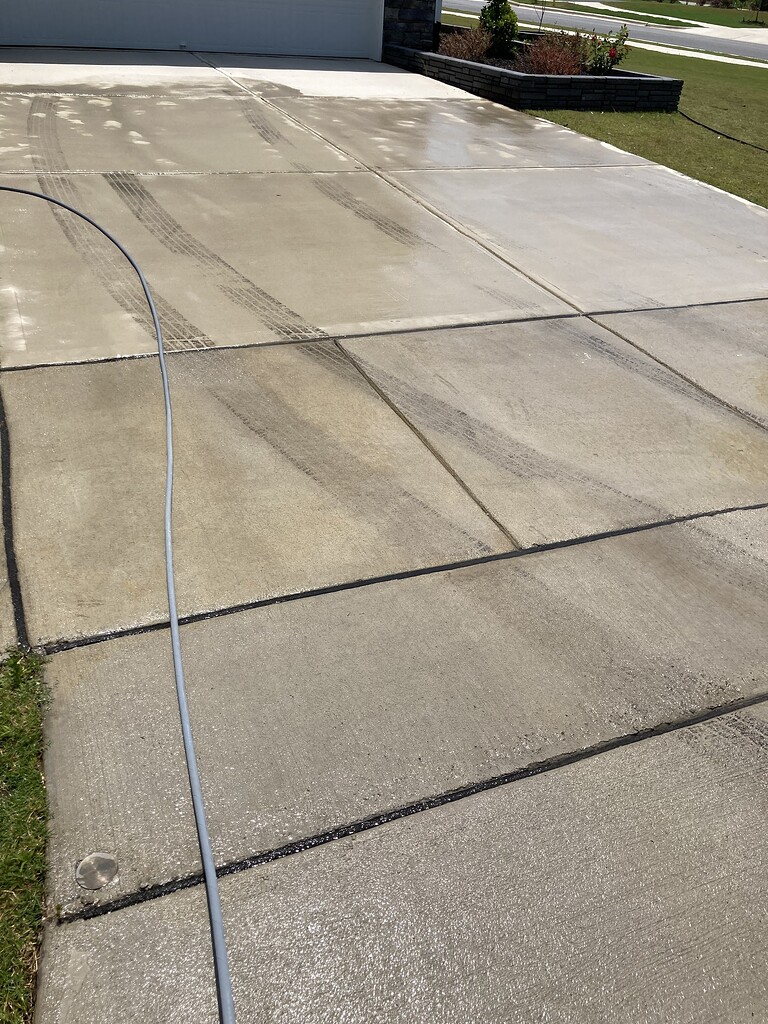 Help tire marks - Residential - Pressure Washing Resource